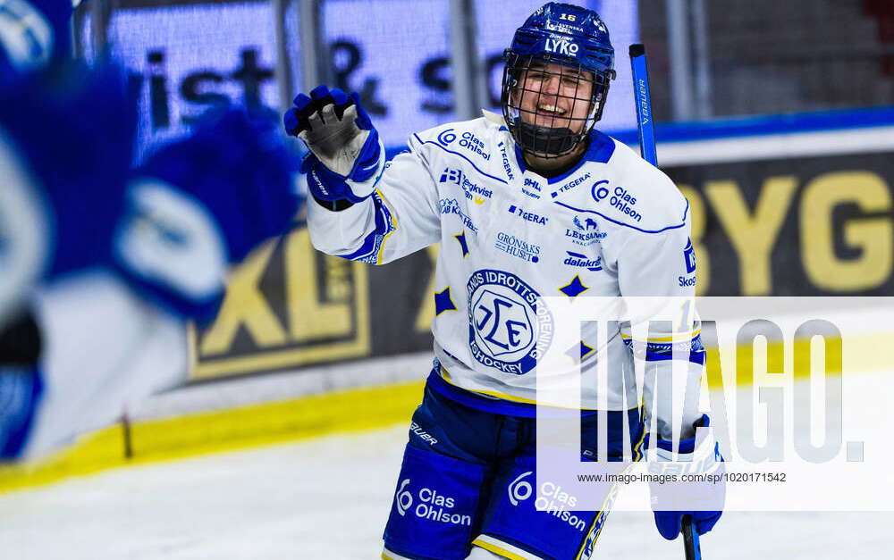 221210 Leksands Matilda Af Bjur cheers after 2 2 during the SDHL ice hockey match between Lulea