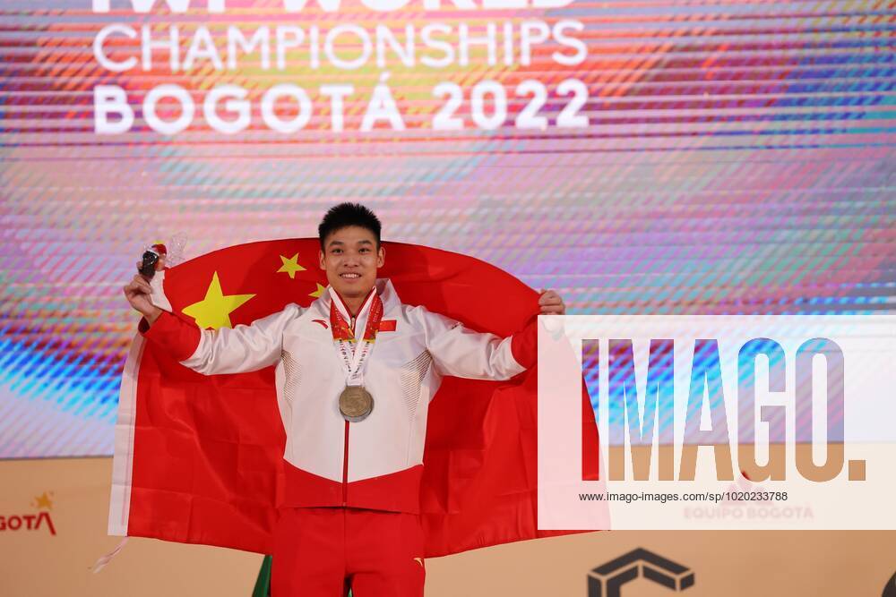 (221212) -- BOGOTA, Dec. 12, 2022 -- Li Dayin of China poses on the ...