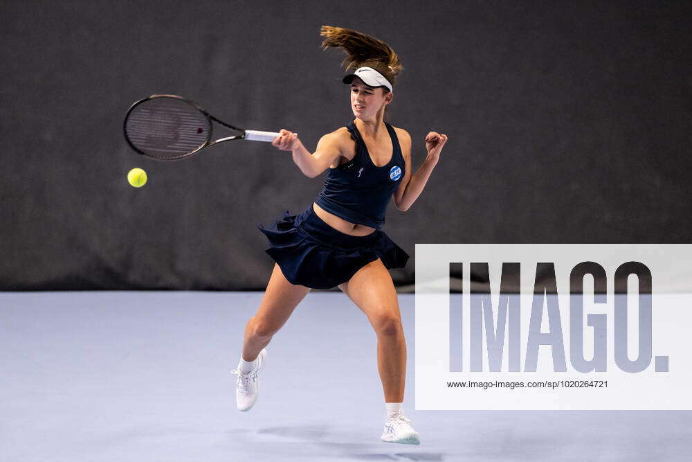 Gothenburgs Nellie Taraba Wallberg during the tennis match in the ...