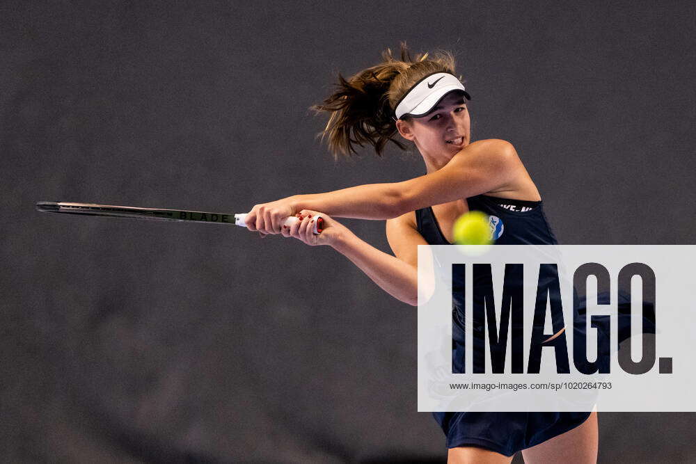 Gothenburgs Nellie Taraba Wallberg during the tennis match in the ...