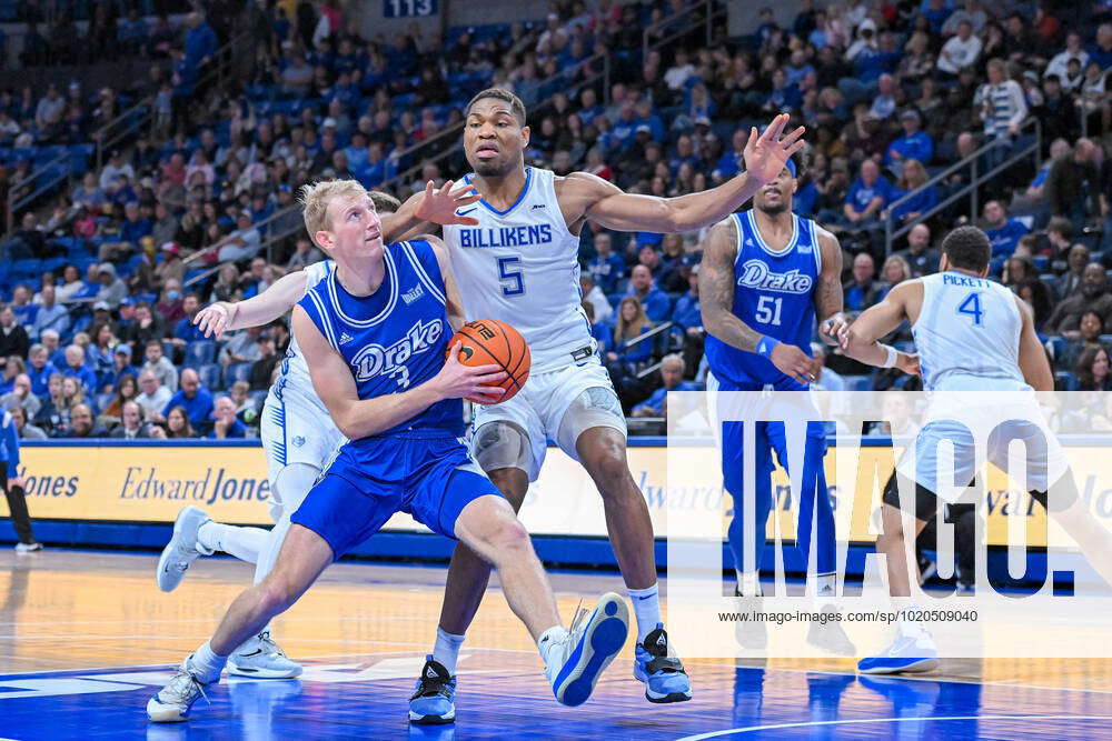 DECEMBER 17, 2022: Drake Bulldogs guard Garrett Sturtz (3) drives the ...