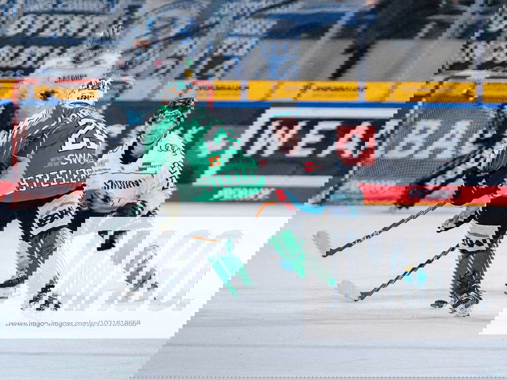 Alexander Preibisch Bietigheim Steelers, 29 , Mathew Bodie ERC ...