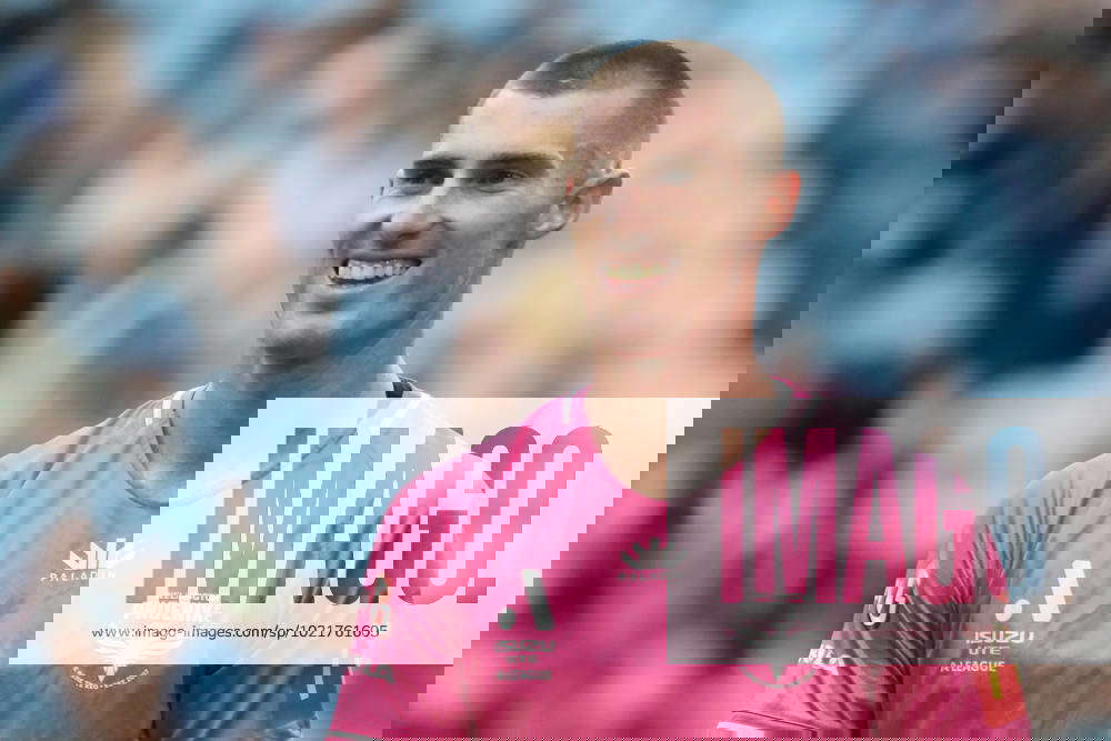 ALEAGUE SYDNEY PHOENIX, Goalkeeper of the Phoenix Oliver Sail reacts ...