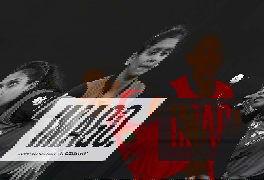 (230110) -- DOHA, Jan. 10, 2023 -- Sreeja Akula Reeth Tennison (L) of ...