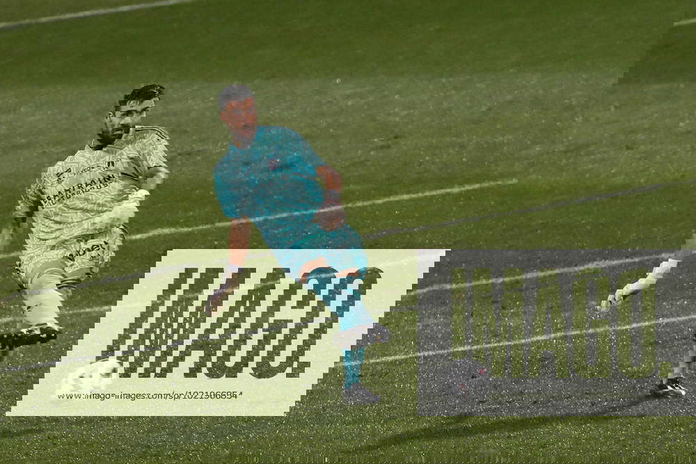 Vincent Demarconnay (PFC) FOOTBALL : Paris FC Vs Dijon - Ligue 2 - 10 ...