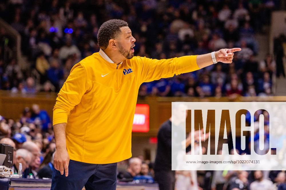 : Pittsburgh Panthers head coach Jeff Chapel III calls out defense to ...