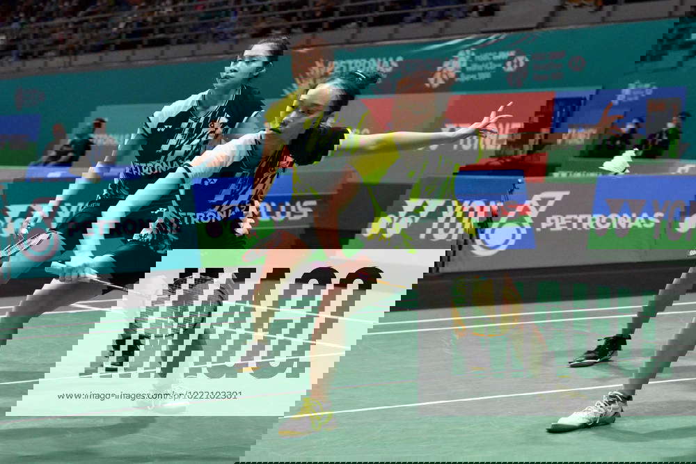 (230112) -- KUALA LUMPUR, Jan. 12, 2023 -- Malaysia s Go Pei Kee (R ...