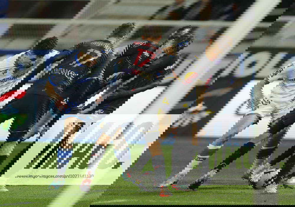 (Auxerre) Matthis Albine (Toulouse) Anthony Rouault Football : Auxerre ...