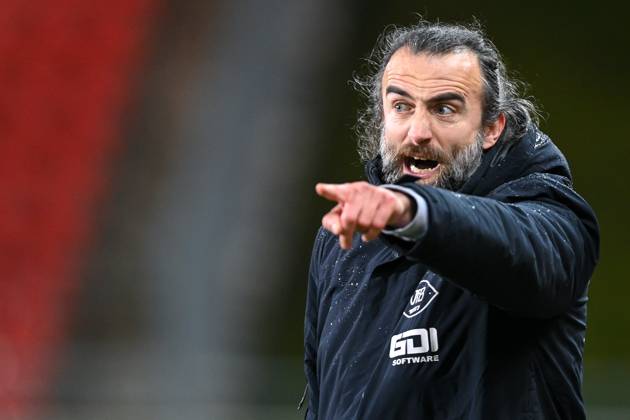 Coach Dario Fossi Oldenburg gives instructions, gestures, gesticulate ...