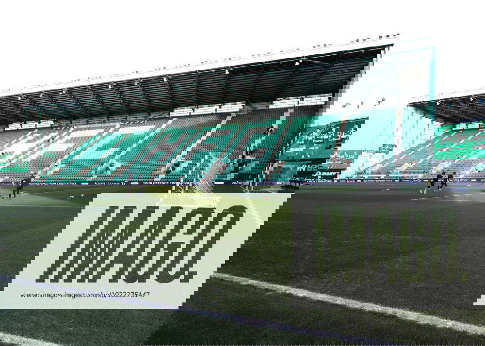 Hibernian v Dundee United cinch Premiership General view of Easter Road ...