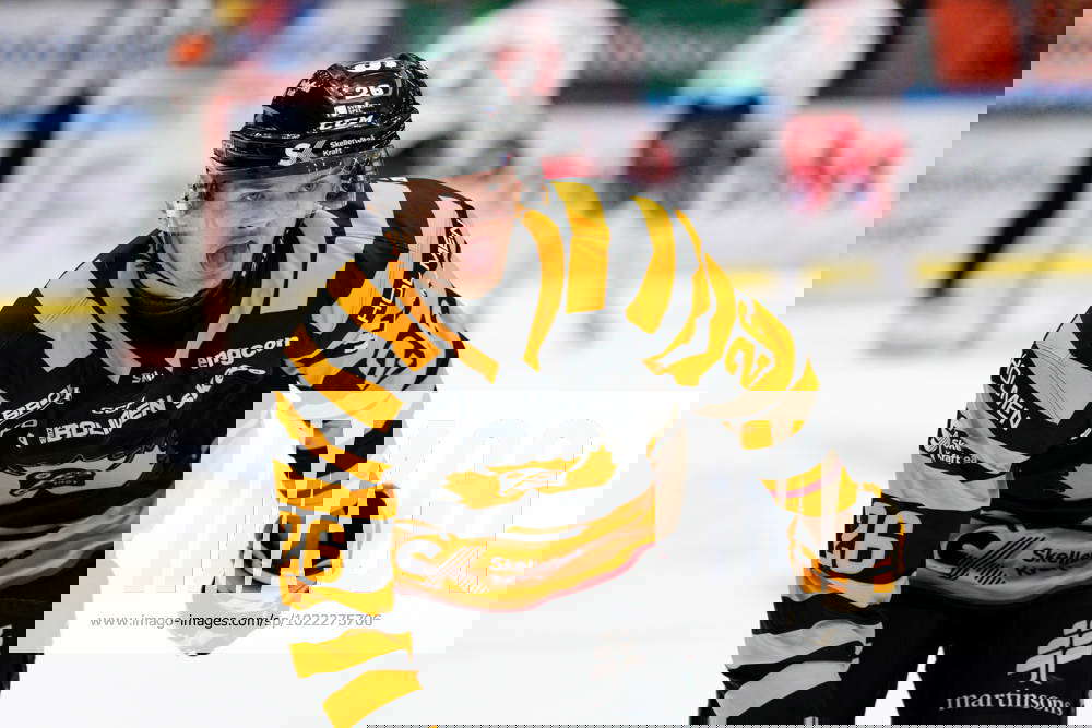 Skellefteas Simon Robertsson during the SHL ice hockey match between Skelleftea and Timra on in