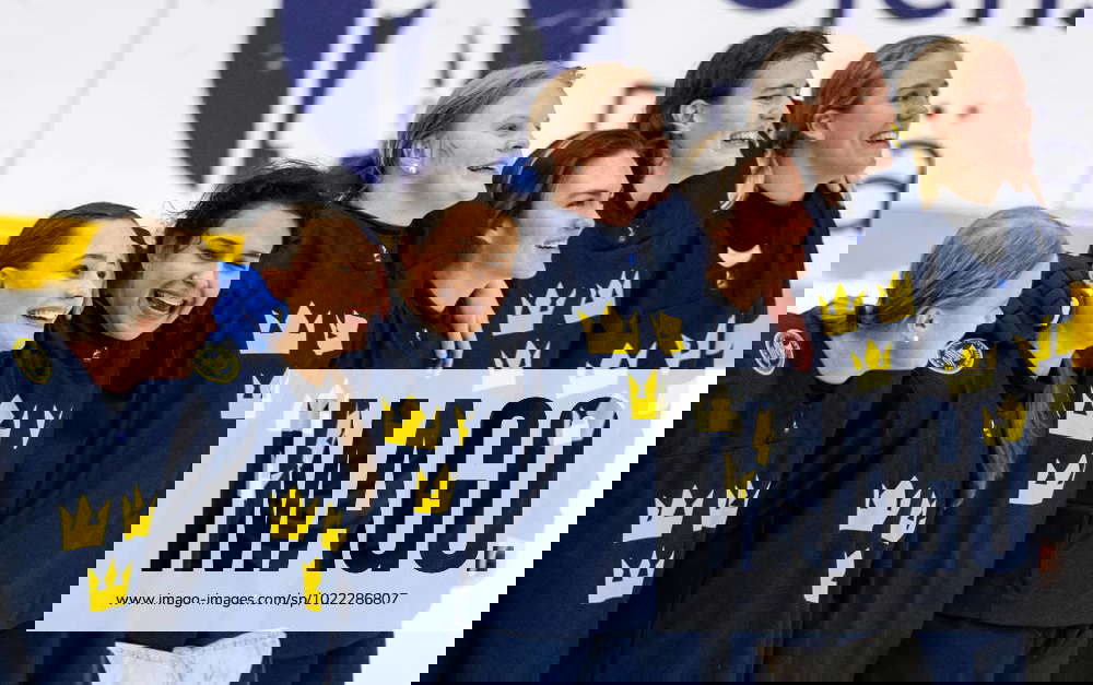 230114 Stella Lindell, Olivia Sohrner, Astrid Lindeberg ,Emma Rehn ...