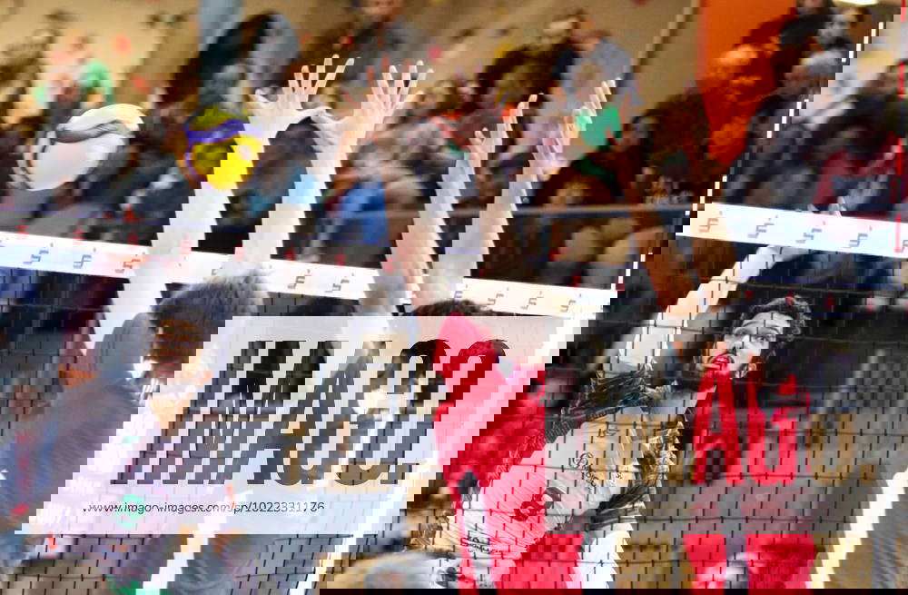 from left Quentin ZELLER Haching CH , Fabian JUNG Berlin , Julien ...