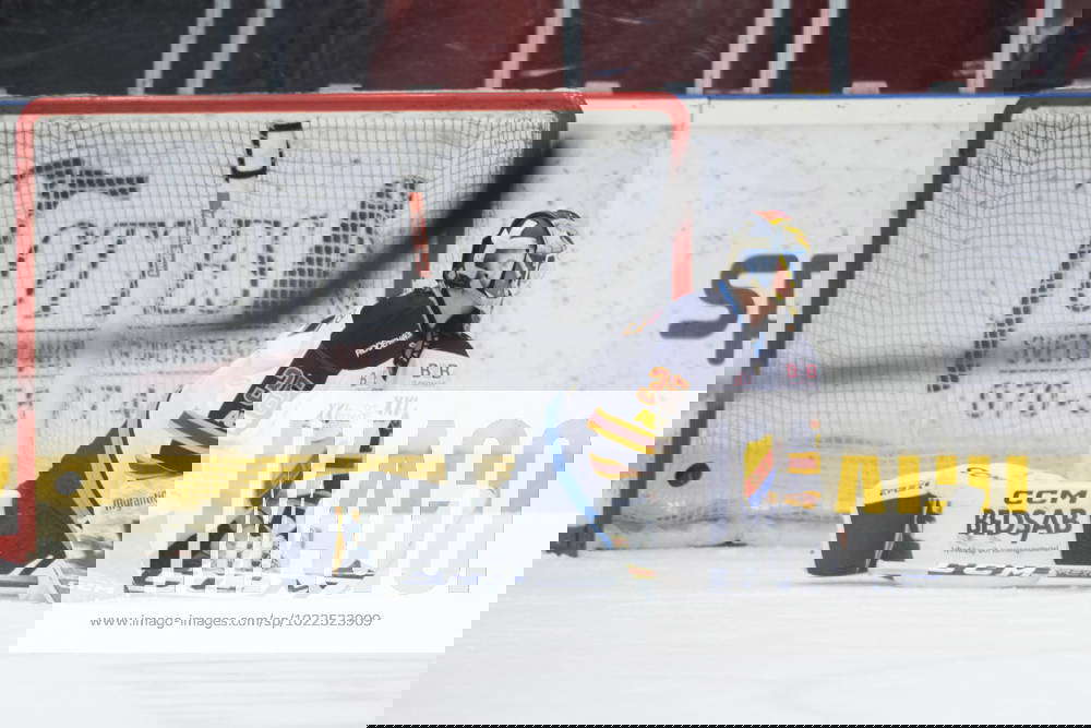 230118 Djurgardens goalie Carl Lindbom lets in the 2 1 goal during the ...