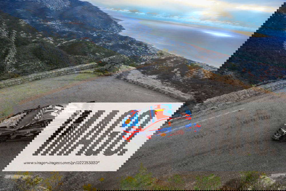 11 Thierry NEUVILLE, Martijn WYDAEGHE, HYUNDAI SHELL MOBIS WORLD RALLY ...