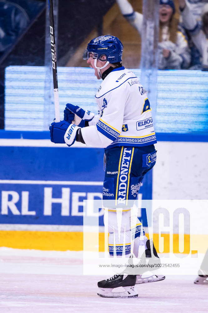 Leksands Matt Caito cheers after 1 1 during the ice hockey match in the SHL between Leksand and