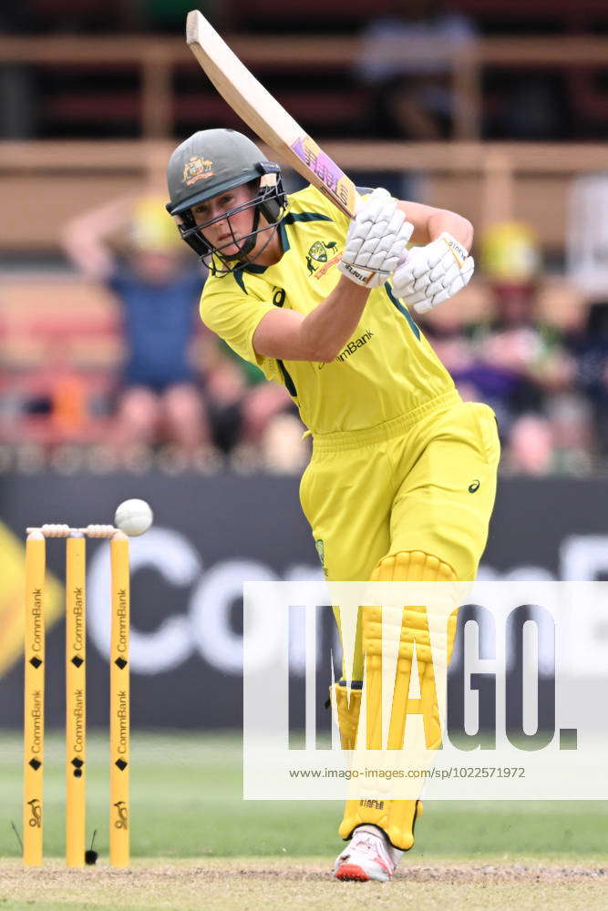CRICKET AUSTRALIA PAKISTAN WOMEN, Ellyse Perry of Australia batting ...