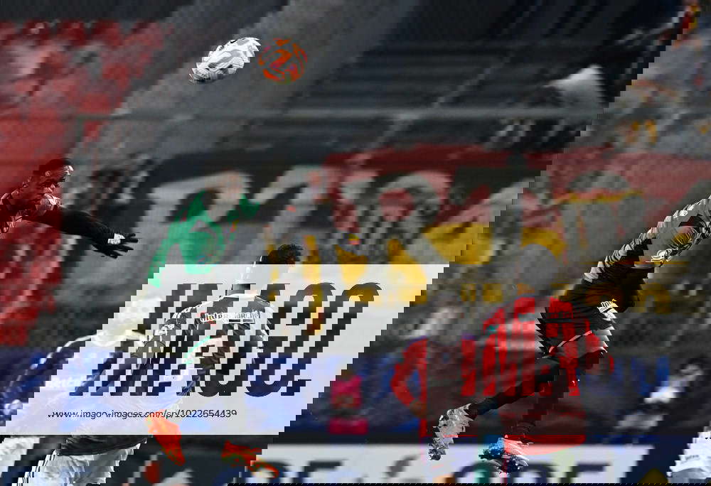 Deiver Machado ( Lens ) - Lala Kenny ( Brest ) - FOOTBALL : Brest vs ...