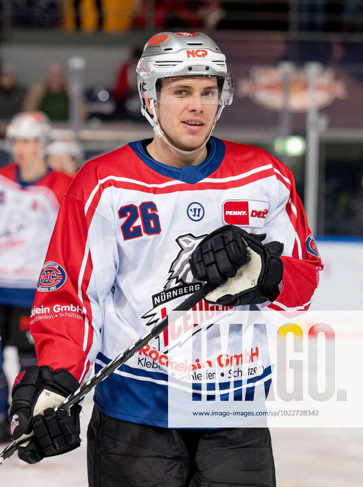 The ex-Munich Dennis Lobach Nuernberg Ice Tigers, 26 at the warmup EHC ...