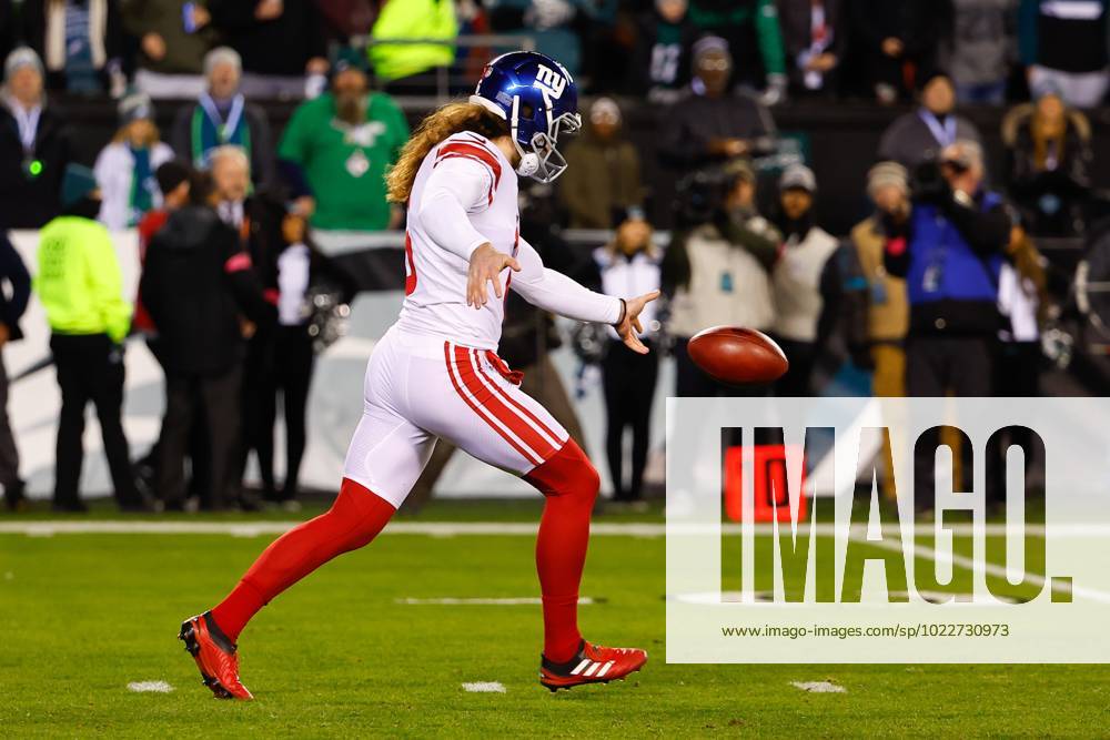 PHILADELPHIA, PA - JANUARY 21: New York Giants punter Jamie Gillan (6 ...