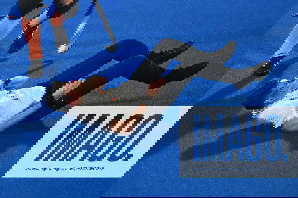 Referee Ben Goentgen is injured after getting hit in the face by a ball ...