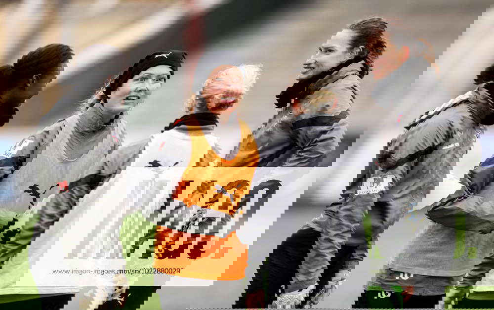 230125 Goalkeeper Angel Mukasa, Loreta Kullashi and goalkeeper Somea ...