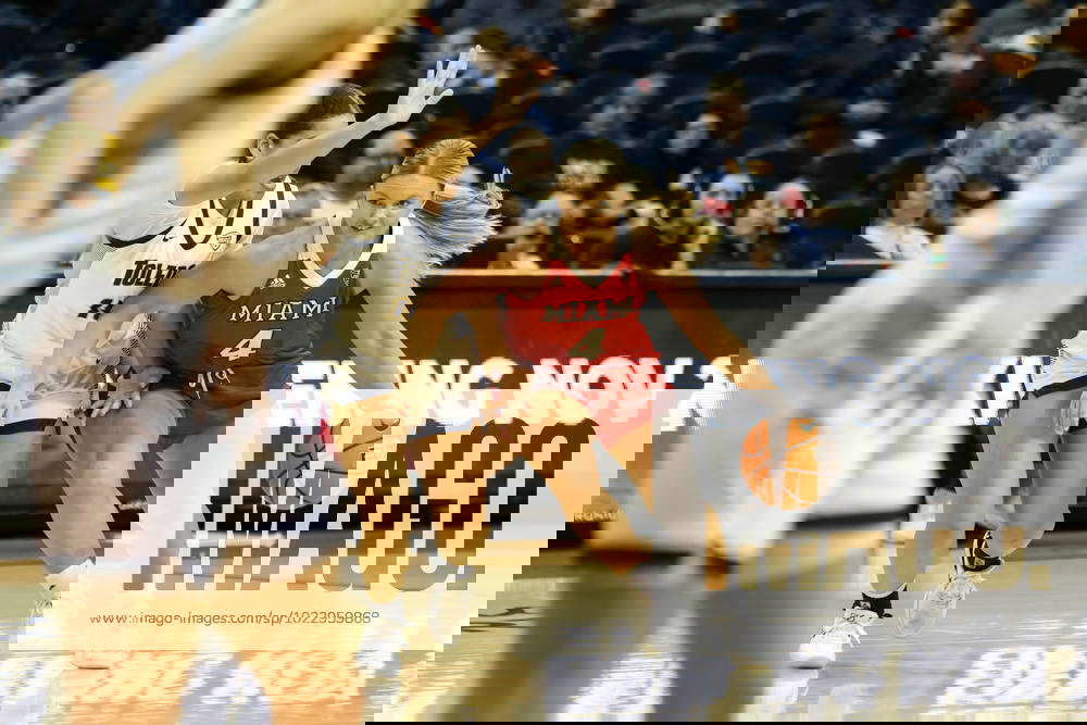 TOLEDO, OH - JANUARY 25: dMiami RedHawks guard Ivy Wolf (4) drives to ...