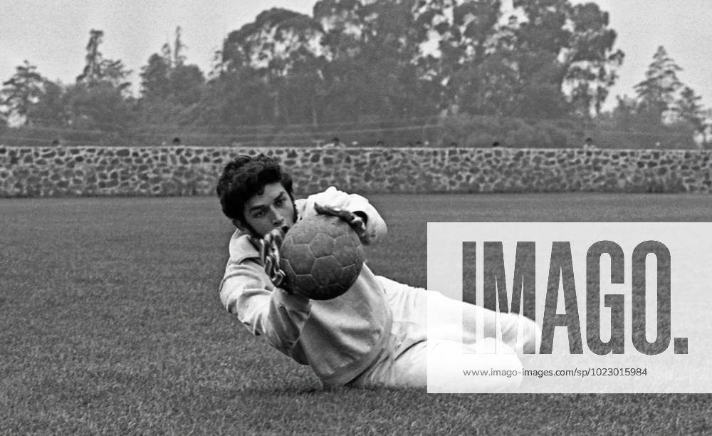 ARCHIVO HISTORICO MexSport Ignacio Calderon Ignacio Calderon Goalkeeper ...