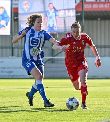 AA GENT VS STANDARD Fleur Van Daele (16) of Gent and Zoe Van Eynde (14 ...