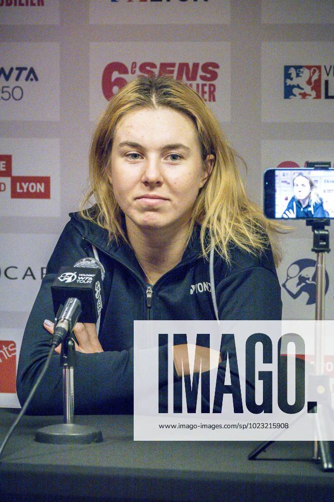 La joueuse de tennis Linda Noskova (CZE) en confÃ rence de presse apres ...