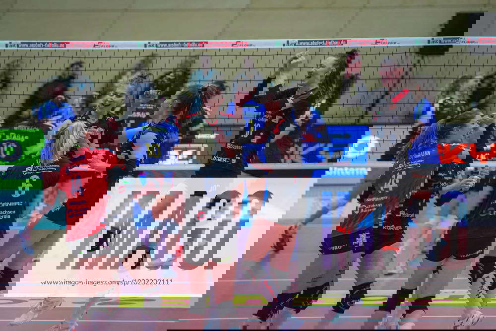 Neuwied, Germany, January 28th 2023: Players of Dresdner SC celebrate ...