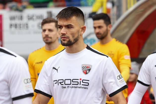 3 Liga SpVgg Bayreuth FC Ingolstadt 04 entry Tobias Schröck 21, FCI ...