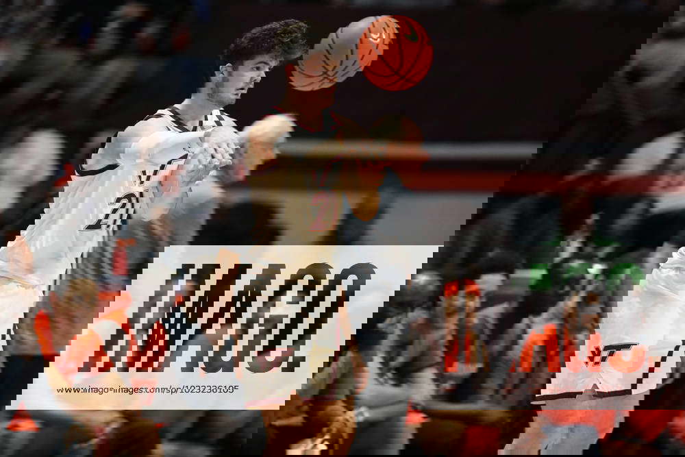 January 28, 2023: Virginia Tech Hokies forward Grant Basile (21) passes ...
