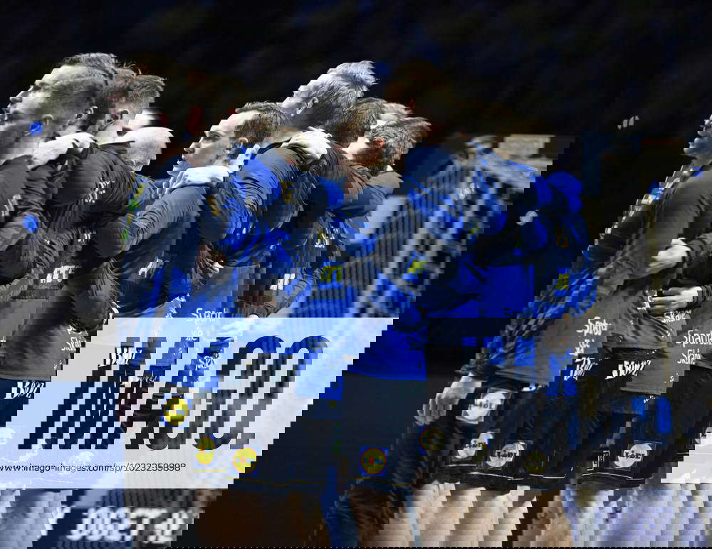 STOCKHOLM 20220129 The Swedish national handball team ahead of Sundays ...