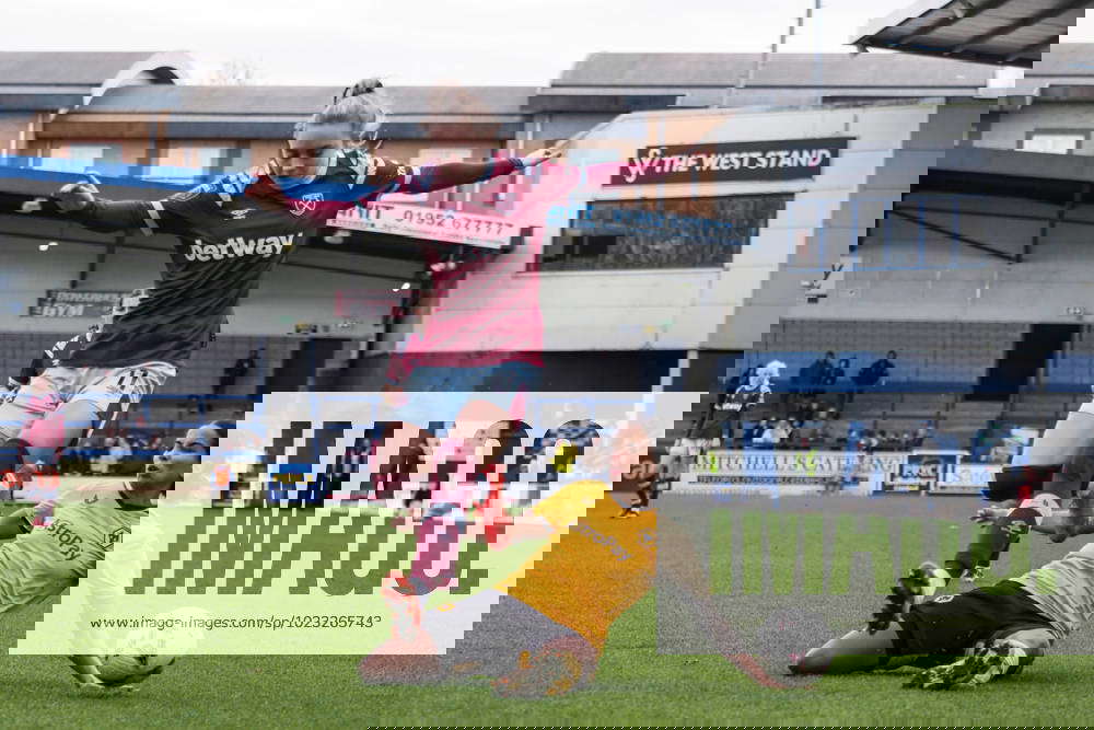 Telford, England, January 29th 2023: Destiney Toussaint (21 ...