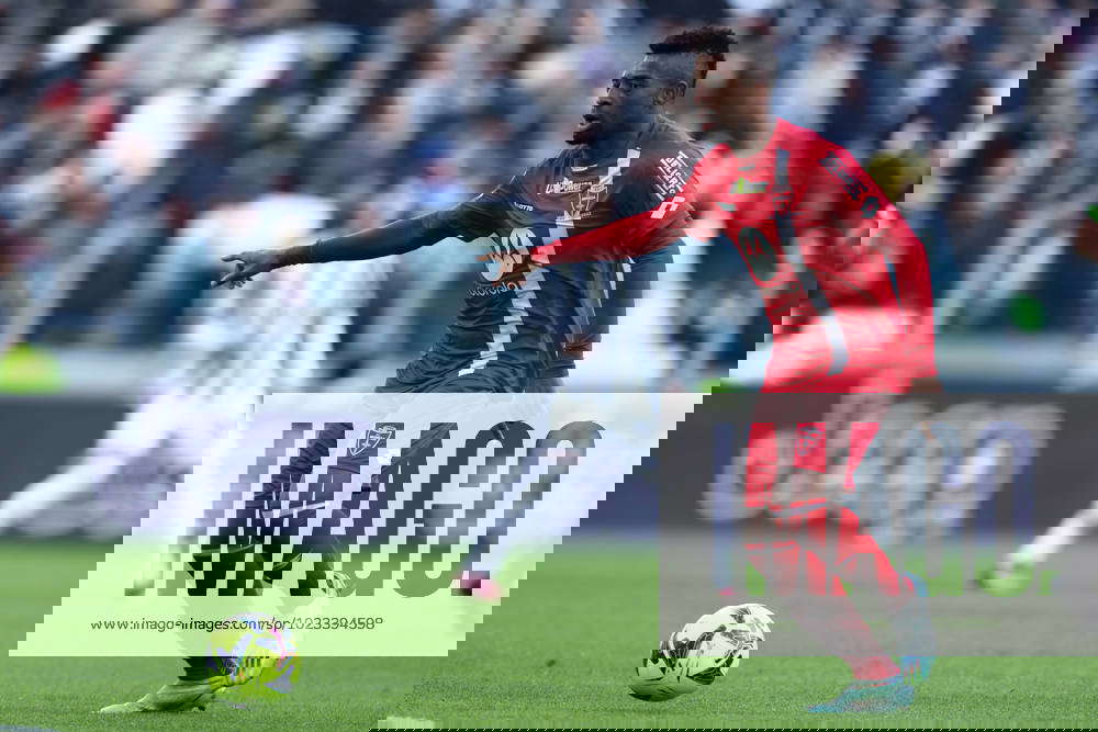 Juventus Fc - Ac Monza Jose Machin of Ac Monza controls the ball during ...