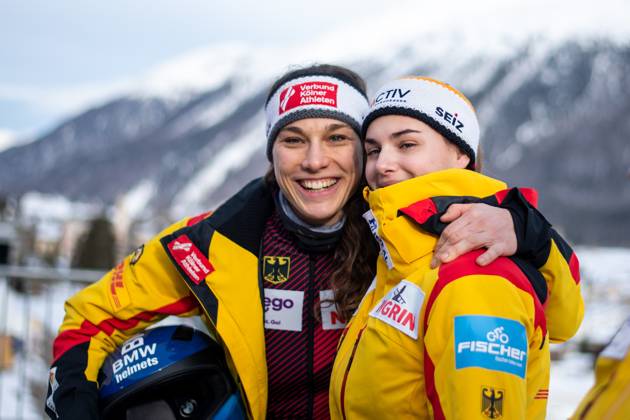Kim Kalicki, Leonie Fiebig Germany laugh, CH, BMW IBSF Two-man Bobsled ...