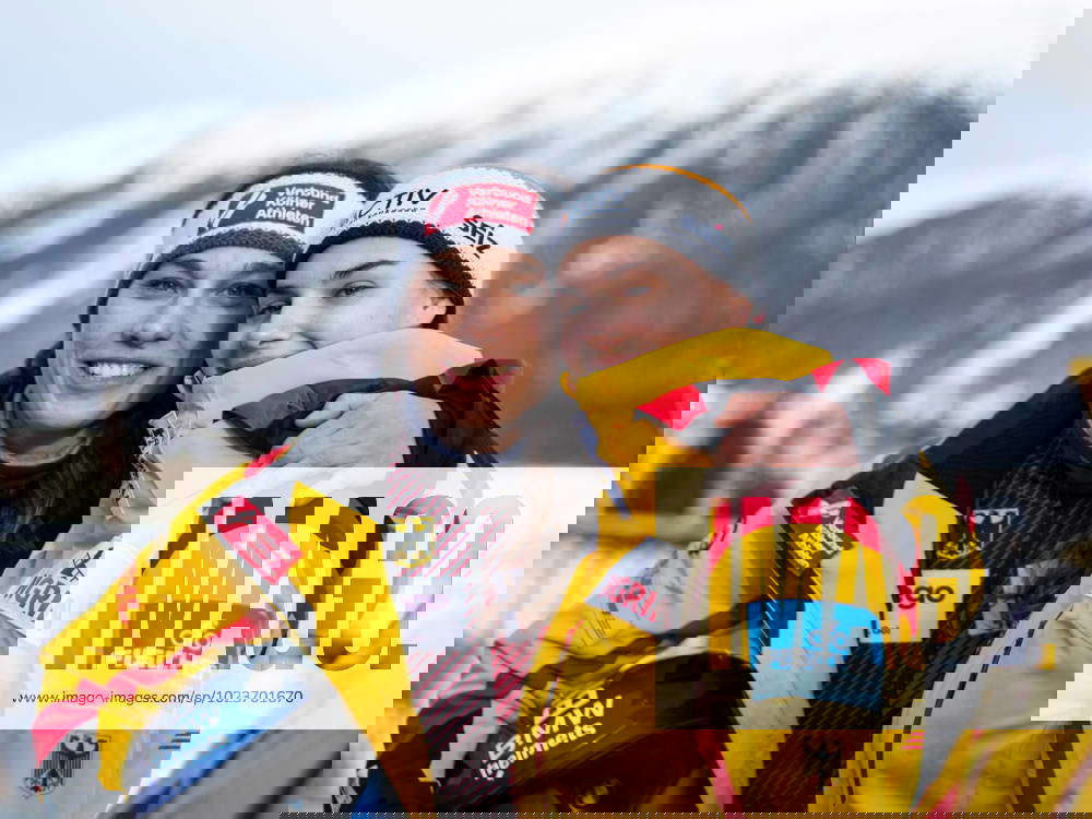 Kim Kalicki, Leonie Fiebig Germany laugh, CH, BMW IBSF Two-man Bobsled ...