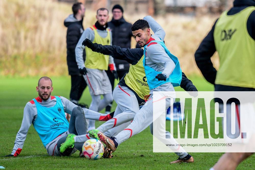 Carlo Boukhalfa Jannes Wieckhoff Elias Saad ( Pauli ) FC St Pauli ...