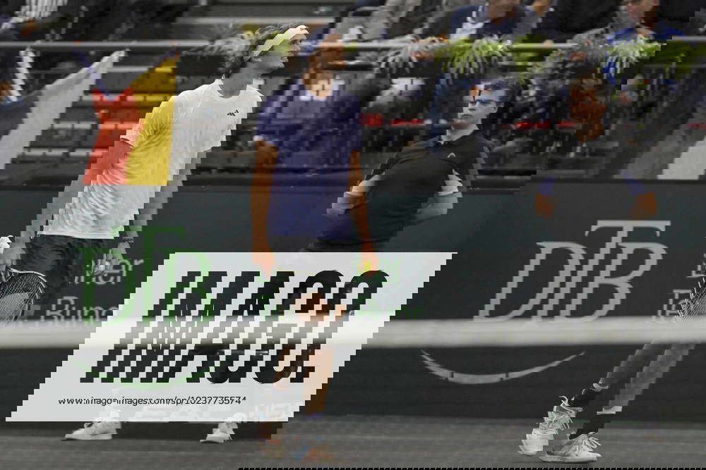 Alexander Zverev GER dissatisfied disappointed dejected frustrated, 04 02 2023 Tennis Davis Cup