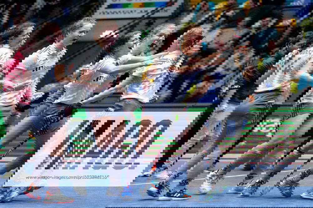 from left Michelle Strobel MSC, 14 , Anna Tizia Huckemann MSC, 5 ...