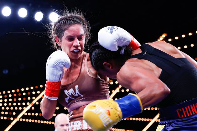 NEW YORK, NEW YORK - FEBRUARY 04: Ramla Ali exchanges punches Avril ...