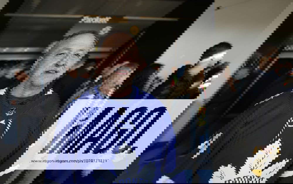 Former Toronto player Dan Daoust before the charity match Game for ...