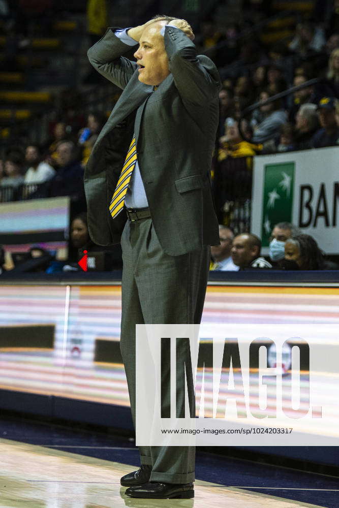 February 11 2023 Berkeley, CA U.S.A. California head coach Mark Fox ...