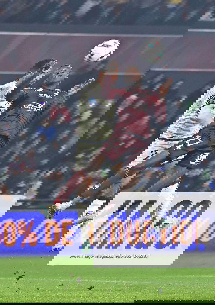 Ali El Abdi ( 2 - Caen ) - Danley JEAN JACQUES ( 27 - Metz ) - FOOTBALL ...