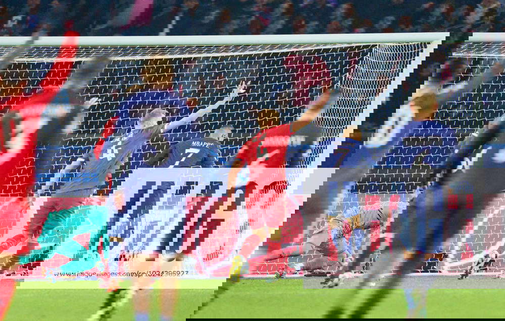 Kylian MBAPPE, PSG 7 with offside goal in the eighth finals match PARIS ...