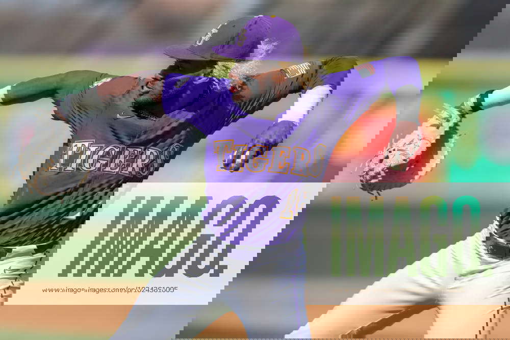 February 17, 2023: LSU first baseman Tre Morgan (18) makes a throw ...