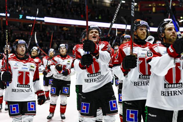 Örebros players cheer during the SHL ice hockey match between Linköping ...