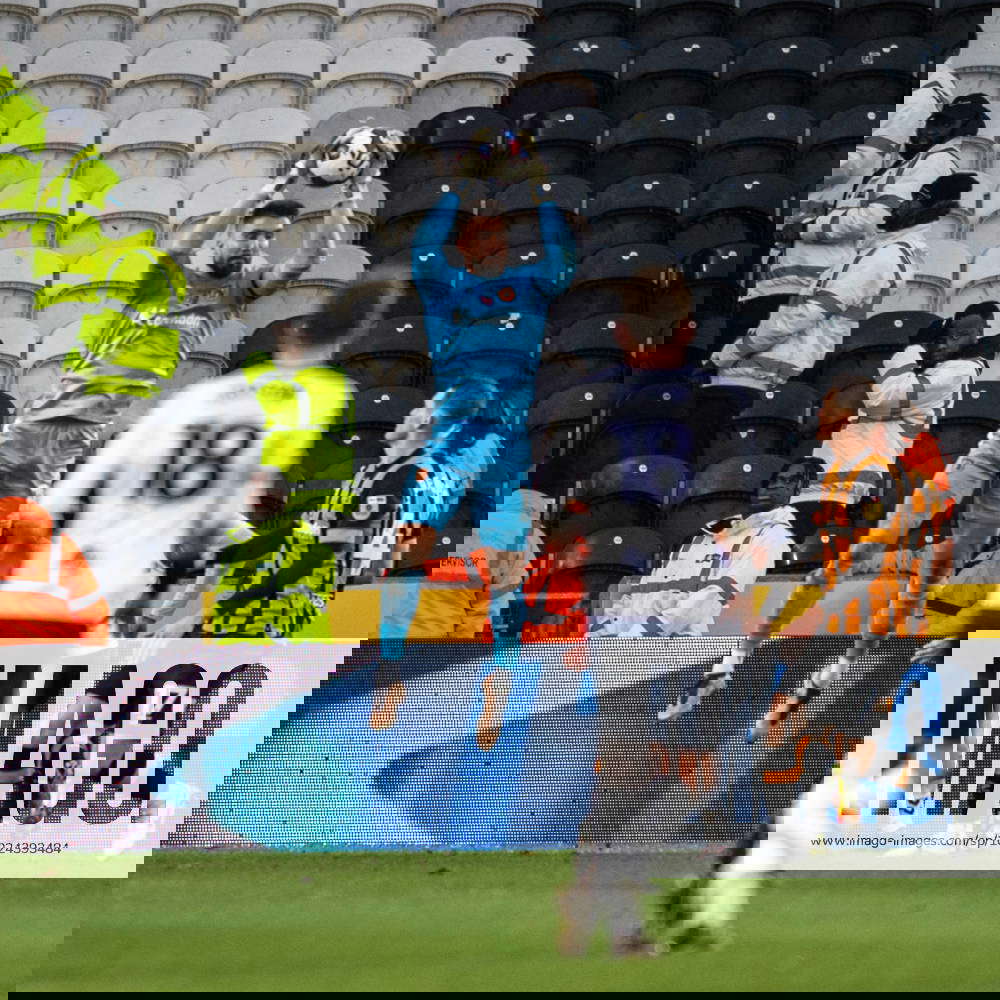 Hull City v Preston North End Sky Bet Championship Hull City goalkeeper ...