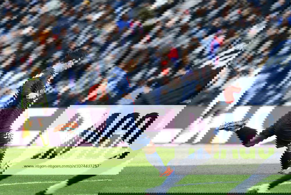 Coup franc Lionel Leo Messi ( 30 - PSG ) - FOOTBALL : PSG vs Lille - Ligue